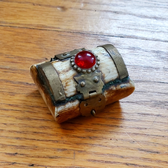 Storage & Organization | Miniature Treasure Chest | Poshmark